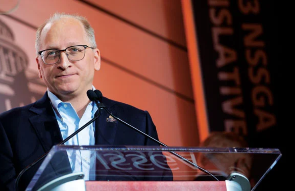 Ο James Nickolas νέος οικονομικός διευθυντής της CNH - Profi